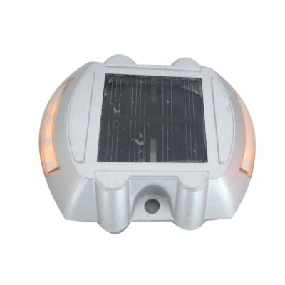 中国 道路安全のための太陽光 LEDロードスタッド G105 白 黄色 赤 青 緑 デザイン 販売のため