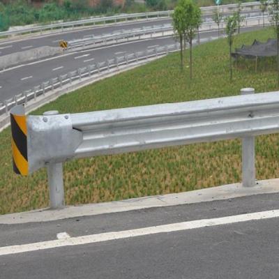 Cina Q235 SJ235R Barriera galvanizzata per traffico in acciaio in vendita