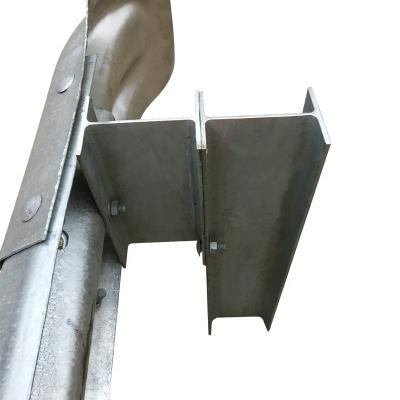 Cina Sicurezza stradale H Post per la sicurezza Zinc Coated Steel Galvanized Highway Guardrail in vendita