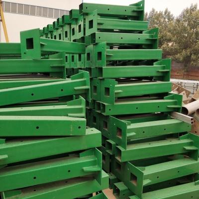 Cina Cornice di sicurezza stradale a colori personalizzati con AASHTO M-180 standard e rivestimento in zinco in vendita