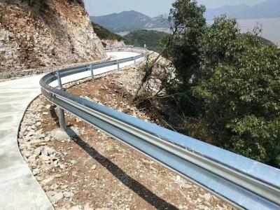 China Segurança exterior personalizada Barranco de proteção de feixe flexível para trilhos Guarda ferroviária Segurança rodoviária à venda