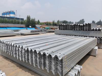 Cina AASHTO M-180 W Beam/Thiry Beam Highway Guardrail Traffic Barrier per esigenze personalizzate in vendita