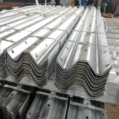 Cina Tecnologia galvanizzata a caldo e laminata a freddo Q235 Q345 Corrimano di sicurezza per autostrade Ferrovia a travi in acciaio in vendita