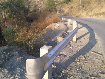Cina W Beam Highway Guardrail Steel Fishtail End per la protezione stradale in dimensioni personalizzate in vendita