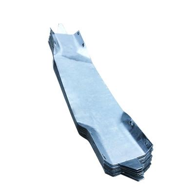 Cina Galvanizzato Highway Guardrail Steel Buffer End personalizzato per le soluzioni di sicurezza stradale in vendita