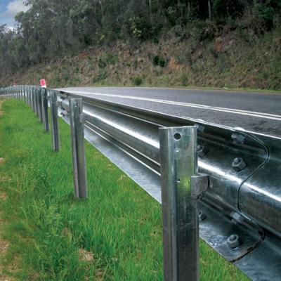 中国 道路安全 Z 形テクノメタルのポストとISO認証のWビーム障壁 販売のため