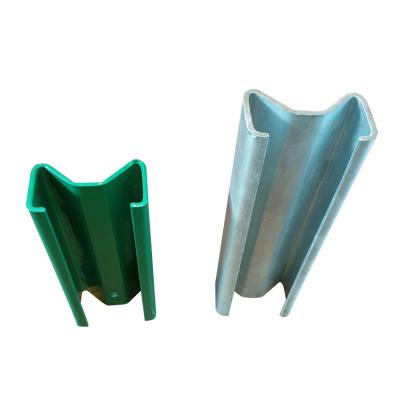 Cina Sicurezza del traffico stradale Aashto laminato a caldo Standard Steel Highway Guardrail Sigma Post in vendita