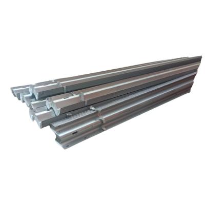 Китай Внешняя охрана W Beam Steel Highway Guardrail Экспортируется в Бразилию продается