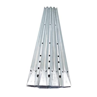 Cina Sicurezza stradale W Beam Guardrail per la costruzione di autostrade Standard AASHTO M-180 in vendita
