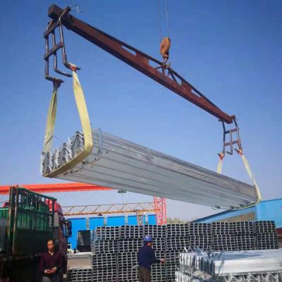 Cina Q345 Cornice galvanizzata in acciaio a strisce con fascia W/Tri fasce in vendita