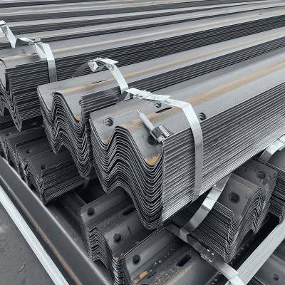 Cina N1 Ferrovia ferroviaria in acciaio con terminale a coda di pesce e certificazione AASHTO M-180 in vendita
