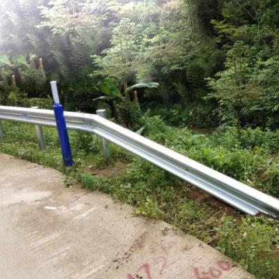 Cina S235jr Barriera di traffico per la sicurezza stradale in vendita