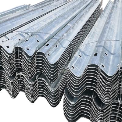 China 2022 Hot Style AASHTO M-180 Stainless Steel Highway Guardrail voor verkeersveiligheid Te koop