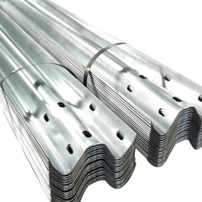 中国 道路安全 CE/BV/ISO 認証を持つ最初のガルバン化鋼護線フェンス 販売のため