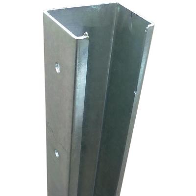 中国 オーダーメイド C ポスト ホットディップ 熱電圧 高速道路ガードレール 防腐保証 販売のため