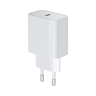 China Tipo C Acessórios electrónicos 20W PD Carregador rápido Carregadores europeus para telemóveis for sale