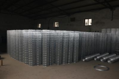 Cina la larghezza 4 di 0.5m-2.8m da 4 ha saldato il filo di acciaio Mesh For Road Construction in vendita