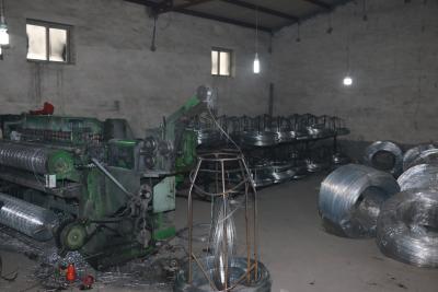 Cina la larghezza 4 di 0.5m-2.8m da 4 ha saldato il filo di acciaio Mesh For Road Construction in vendita