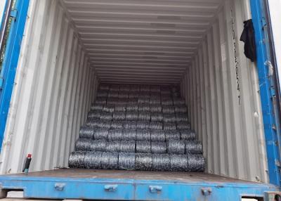 China Antirust 2.5mm Veiligheid het Schermen Ondergedompeld Draad Heet Met weerhaken Gegalvaniseerd Te koop