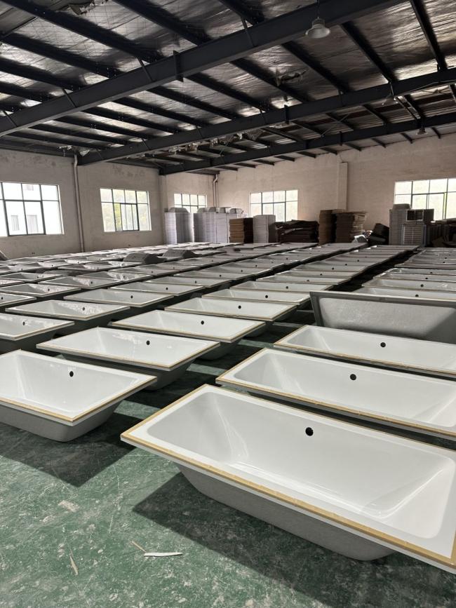 Acrylic Bathtub with Flexible Legs and Panels Built in Freestanding