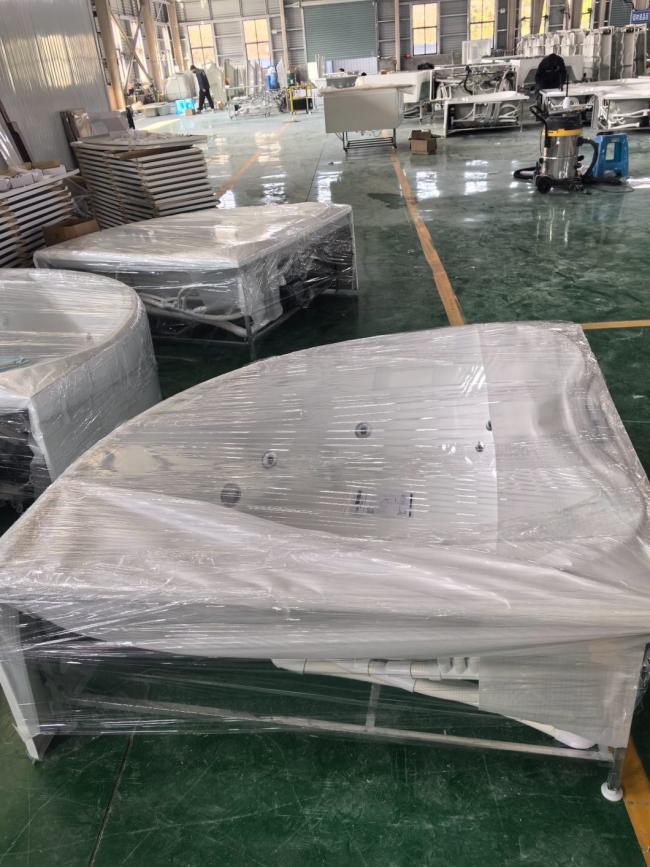 1500mm Corner Acrylic Hydro Massage Bathtub for 2 Person