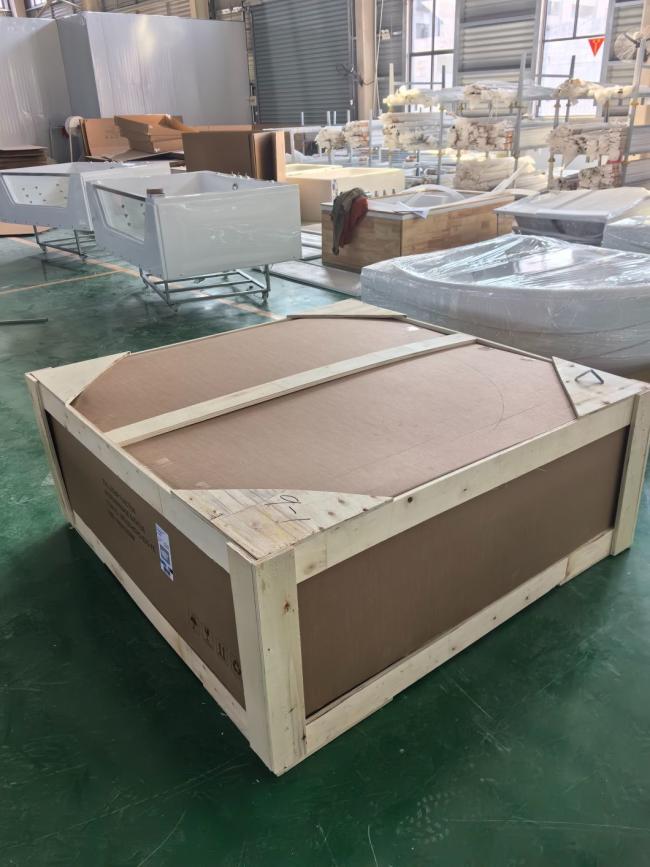 1500mm Corner Acrylic Hydro Massage Bathtub for 2 Person