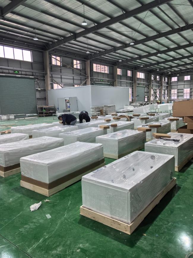 Rectangular 1700mm Hydro Massage Acrylic Bathtub Assembled Panels
