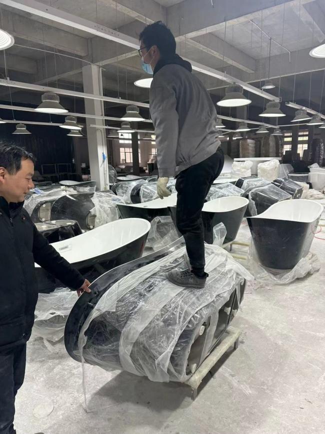 Oval PMMA Acrylic Freestanding Bathtub Narrow Rim Border Bulk Packing