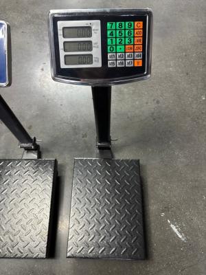 China Large Countertop Bench Scale 150-500kg Industrial Weighing Platform Scale with Precision and Customization Support for sale