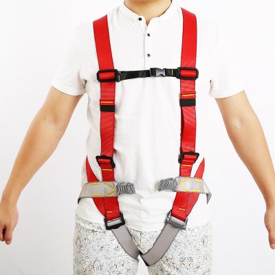 Cina Sport estremi Arrampicata su roccia Cintura di sicurezza per tutto il corpo con seta rinforzata in poliestere in vendita