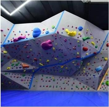Cina Sienna Rock Climbing ha pannelli compositi di legno per una vasta gamma di percorsi di arrampicata in vendita