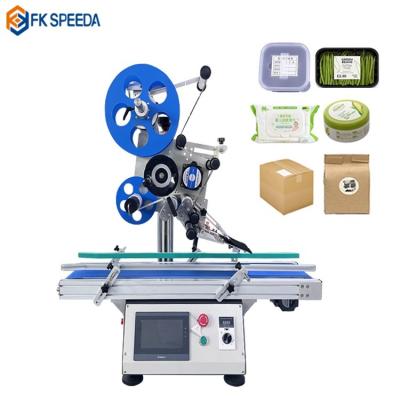 China Volledig automatisch kaartverdelend vlak platte oppervlakte etiketter plakker etiketteringsmachine Te koop