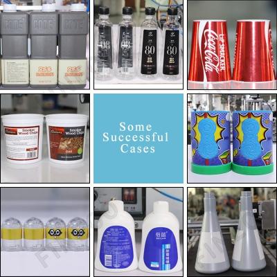 Cina Velocità di etichettatura CE Macchina adesiva semiautomatica per barattoli di vetro per bottiglie di plastica quadrata in vendita