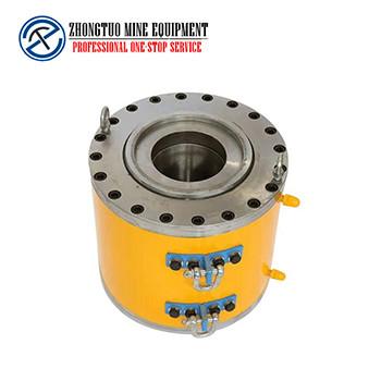 Cina YDC scrive la sollecitazione del centro vuoto idraulico Jack Multi Strand Post Tensioning Jack in vendita