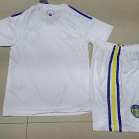 China Customizable Kids Soccer Jerseys Resilient Lightweight Premium Fabric for sale