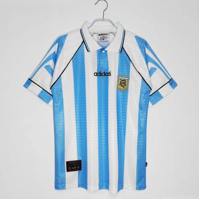 Het in te ademen Sneldrogende Klassieke Retro Uitstekende Voetbal Jersey van het Voetbaloverhemd