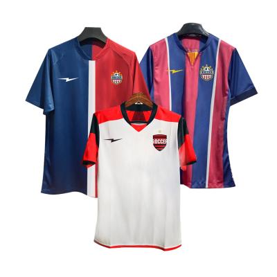 Cina Embrace Heritage Retro Team Jersey Timeless Style Old Season Soccer Jersey in vendita