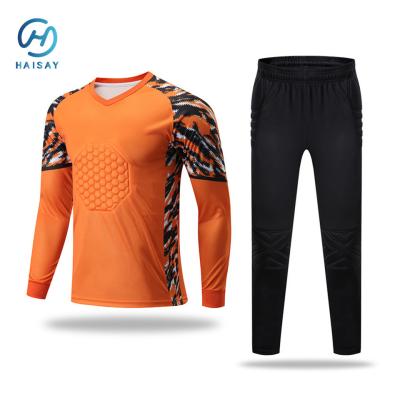 Китай Специальный набор тренировочных спортивных костюмов продается