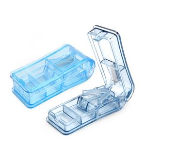 China Promotional  pill case &pill cutter with three  compartment for home care pill splitter for sale