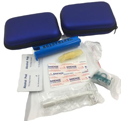 Cina Attrezzatura di emergenza dell'aiuto di Sting Bite Extractor Kit First dell'ape del serpente 4,88 pollici in vendita