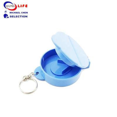 China Key Chain Pill Box Bottle Holder Splitters Aspirin Keychain Medication Holder Elderly Care 8cm for sale