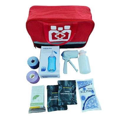 China Large Capacity Portable Travel First Aid Kit with 3 Years Shelf Life and 28 x 10 x 19cm Size for Emergency Situations for sale