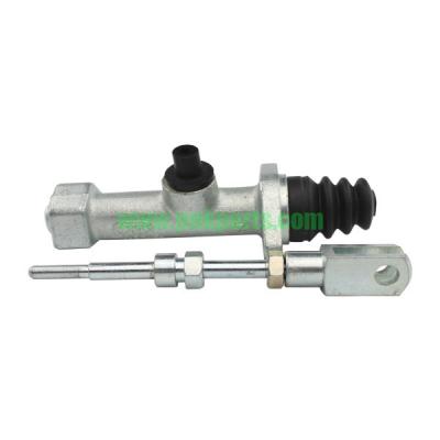 China 061646T1 MASTER CYLINDER FITS FOR MASSEY FERGUSON TRACTOR MODELS MF440 for sale