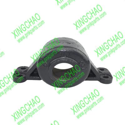 China TC422-13600 Kubota Tractor Front Axle Parts Bracket L3301 L3008 L3608 for sale