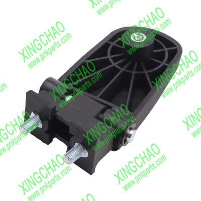 Китай AL179829 JD Части трактора Дверная ручка LH Части сельскохозяйственной техники продается