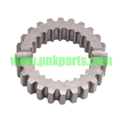 China 5-750,5-754,5-800,5-804,5-850,5-854,5-900 JD R125304 Peças de tractor PTO à venda