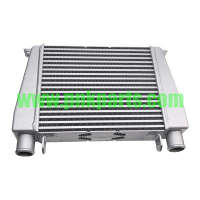 China SJ28303 JD Partes de tractores Radiadores Partes de máquinas agrícolas à venda