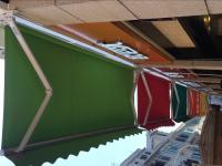 China Retractable Fully Open Sunshade Awning 2x1.5m Polyester PU Coated Windproof Level 9 for sale