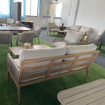 Cina Mobili da giardino per l'aria aperta Set divano in rattan in alluminio Set divano per il tempo libero Tavolo da tè Set da cena in vendita