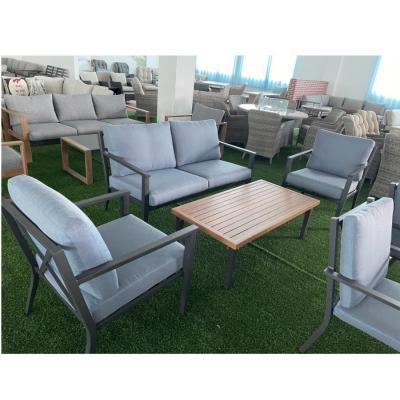 Cina Dispositivi di giardino per esterni di colore personalizzabile Divano in rattan in alluminio in vendita